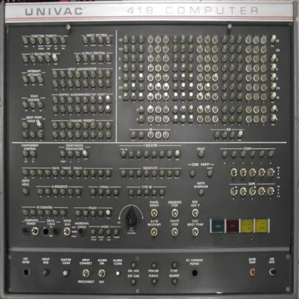 Univac_418_1