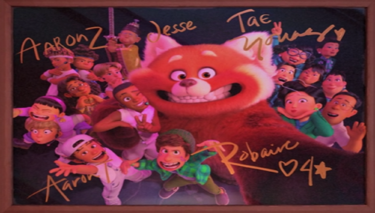 ( La habitación de Miriam !) Turning Red Roleplay (4*Para - Roblox