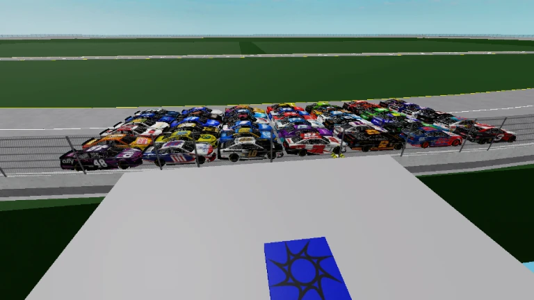 Literally every nascar race - Roblox