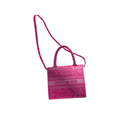 Viral luxury designer crossbody purse in pink | Roblox Item - Rolimon's