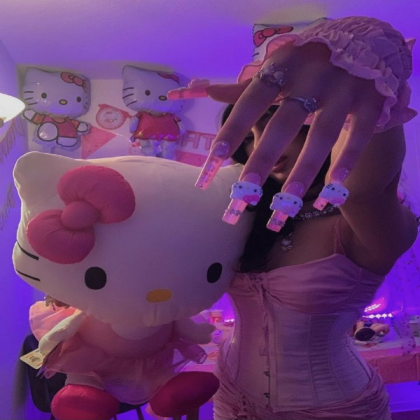 hello kitty cute y2k girl pfp